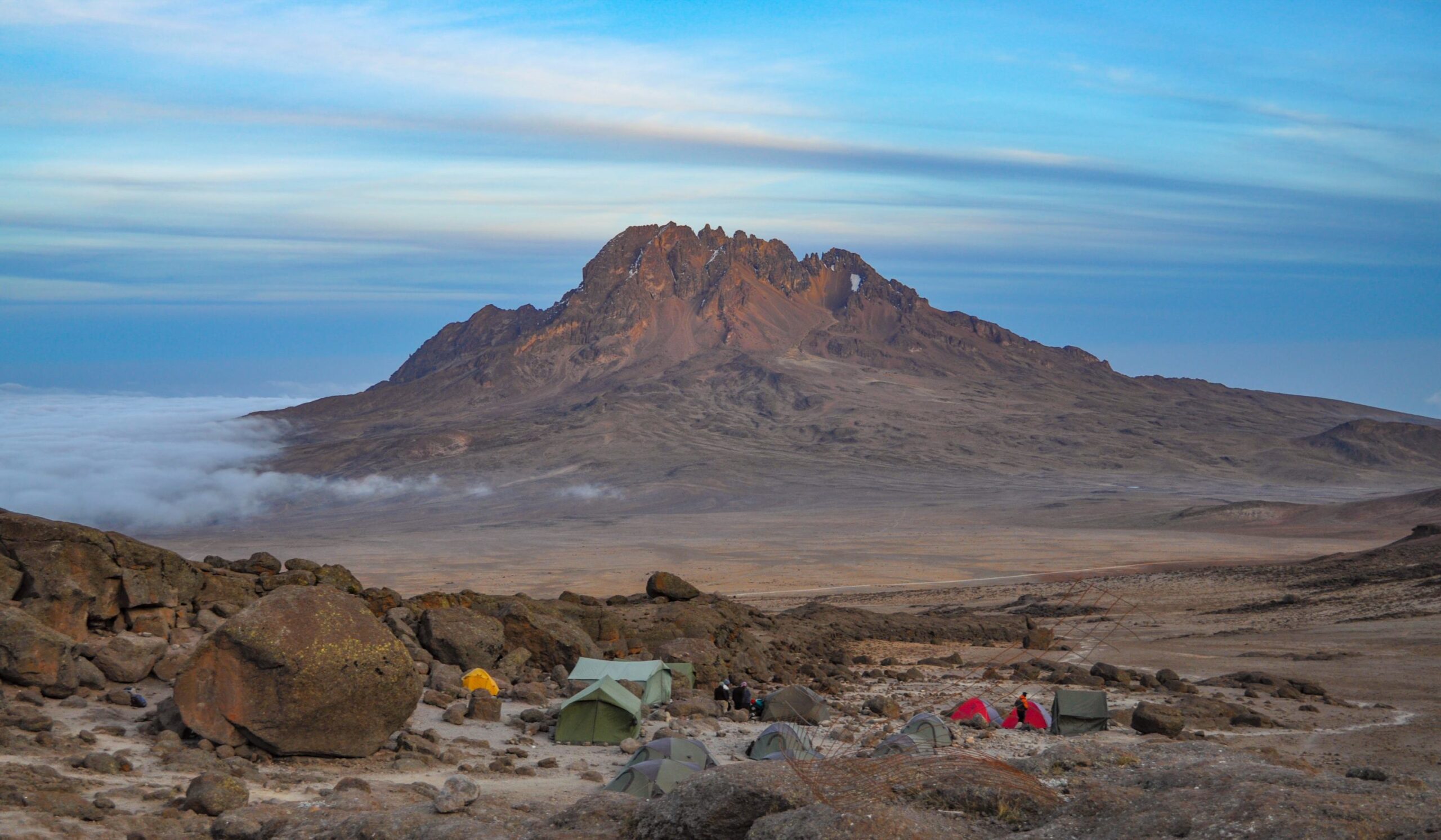 Marangu Route (4/6) | Horombo Huts (3,720 m/12,204 ft) - Kibo Huts Camp ...